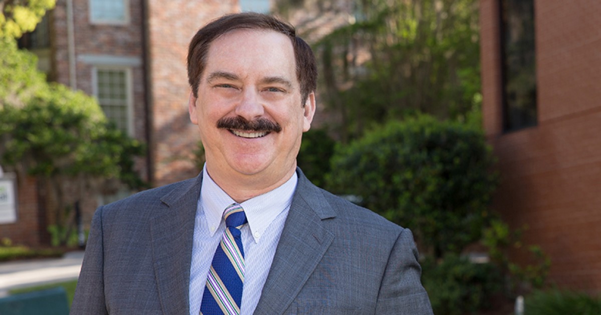 Lawdragon 500 Recognizes Floyd Self as a 2025 Leading Energy Lawyer ...